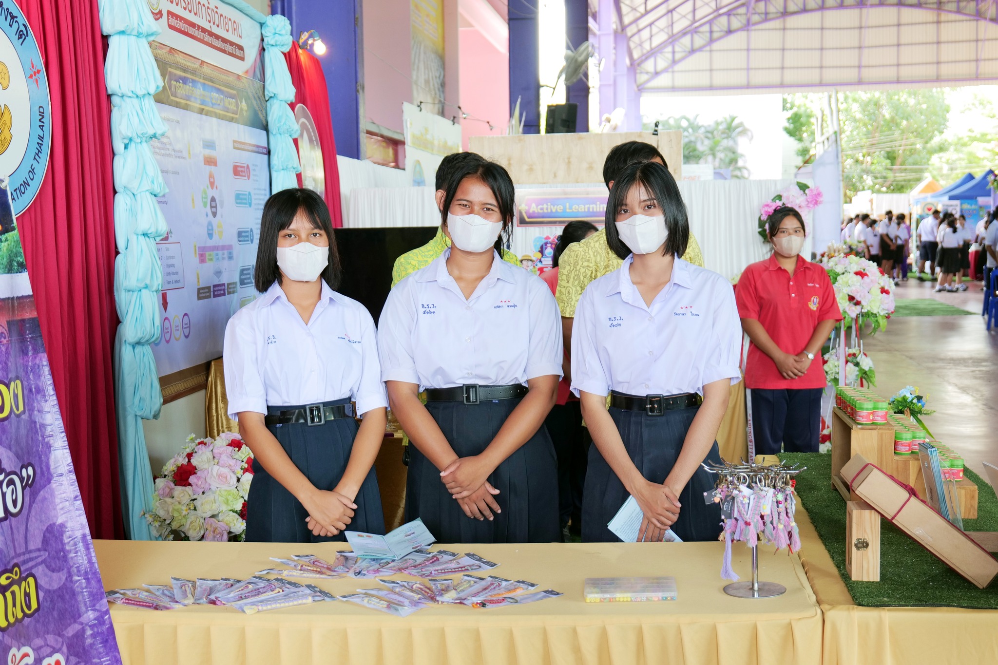 เปิดงาน “Play Plearn Learning ” โครงการตลาดนัดความรู้และนิทรรศการแสดงผลงานโรงเรียนมัธยมศึกษา ...