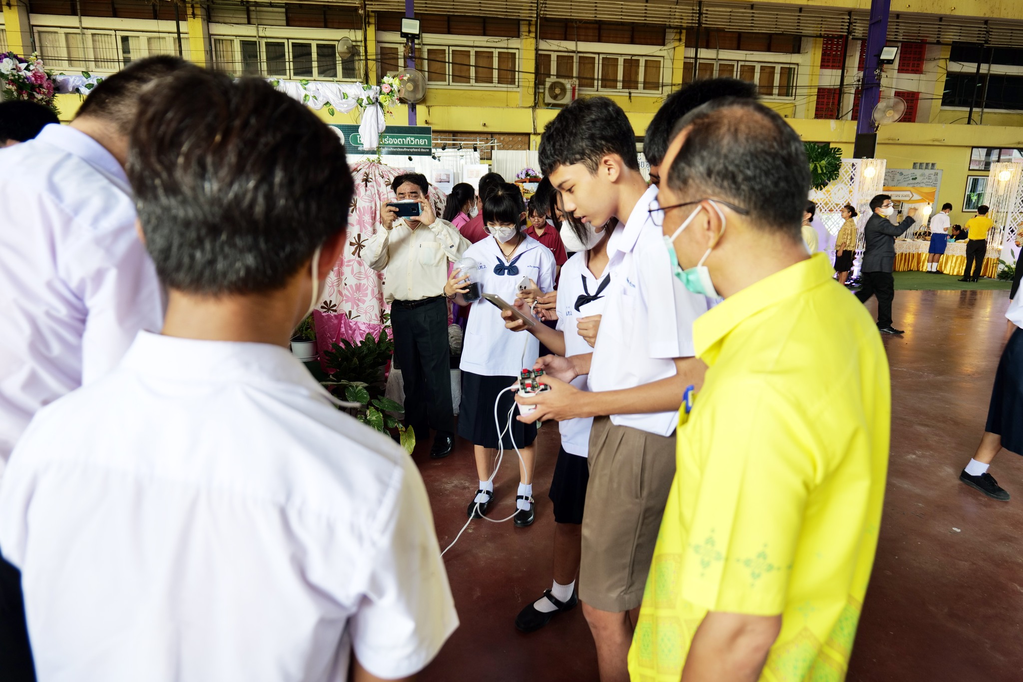 เปิดงาน “Play Plearn Learning ” โครงการตลาดนัดความรู้และนิทรรศการแสดงผลงานโรงเรียนมัธยมศึกษา ...